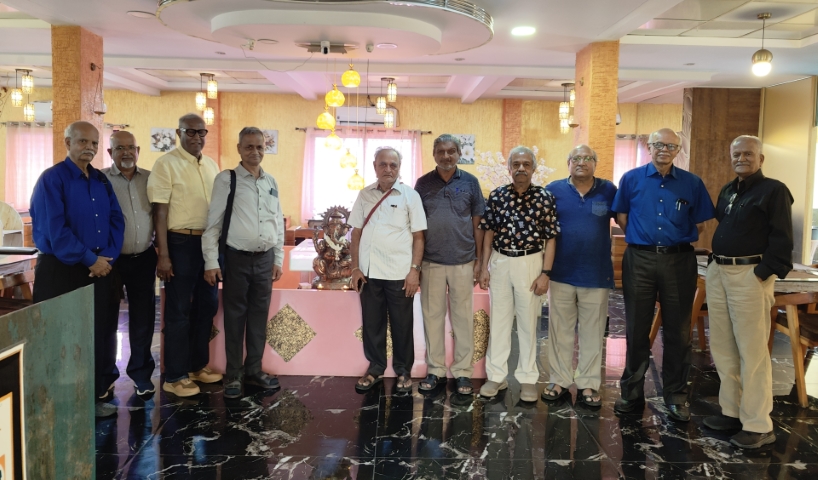 Golden Jubilee Meet of 1975 Batch :: NIE - E&C (1975) Group